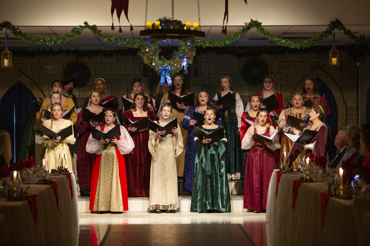 Madrigal Dinners: Celebrating 50 Years of Holiday Cheer | Saint Mary's ...