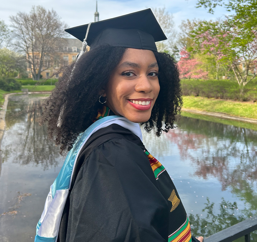 Kirsten Hayes | Saint Mary's College